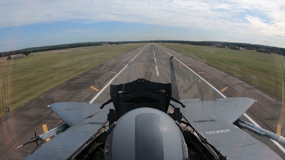 DVIDS - Video - Liberty Wing Radar Approach Control daily operations