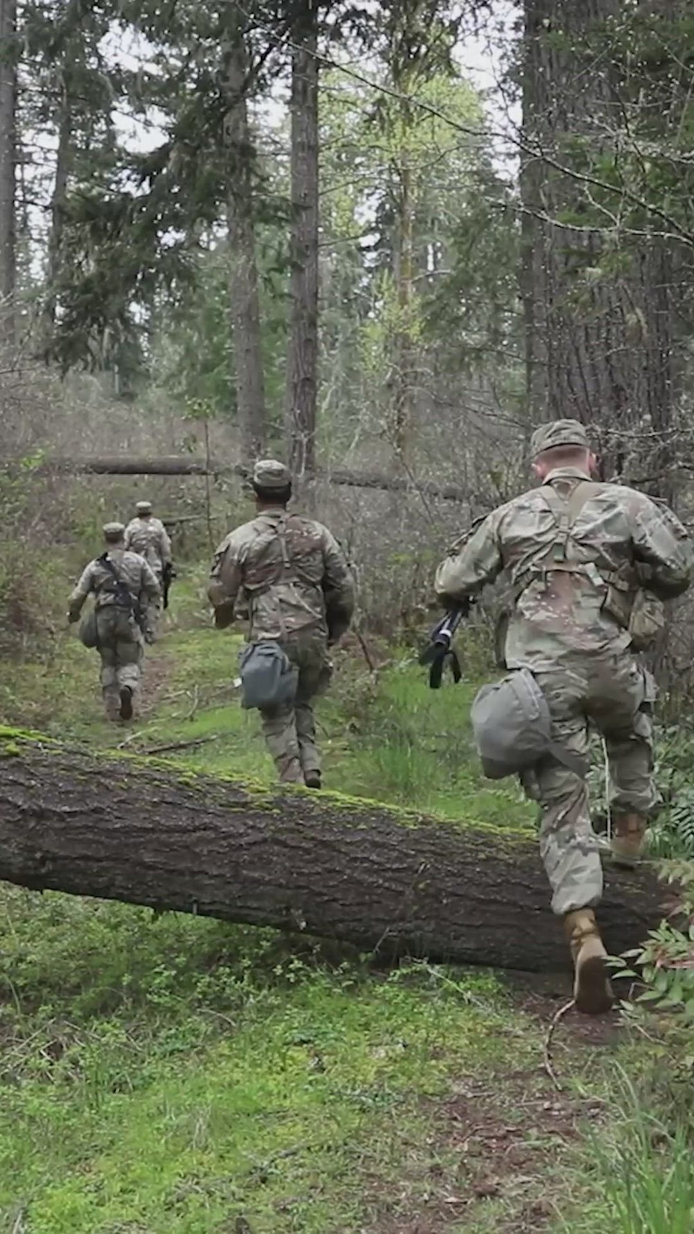 DVIDS - Video - 7ID Best Squad Competiton Terrain Run