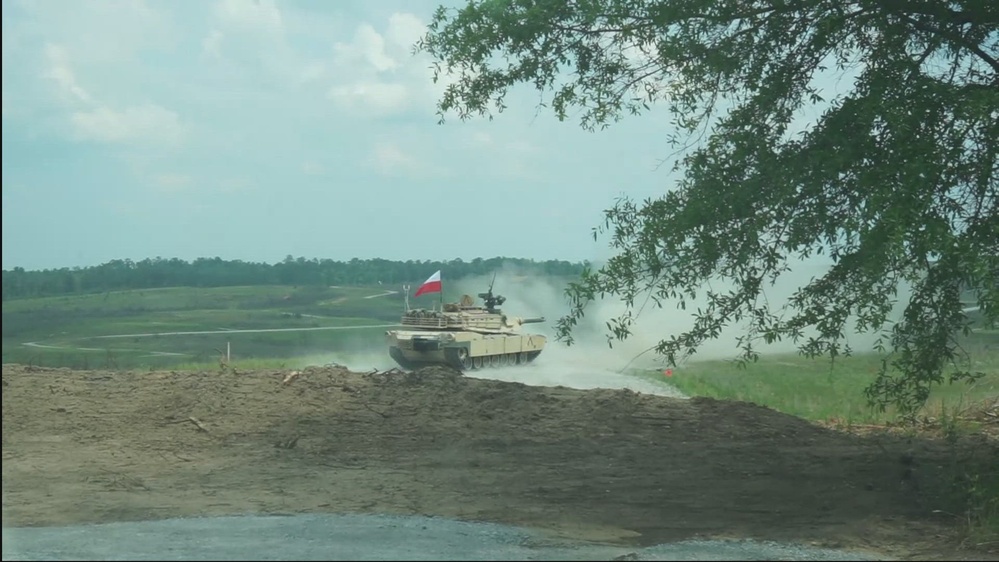 DVIDS - Video - M1A2 Firing downrange