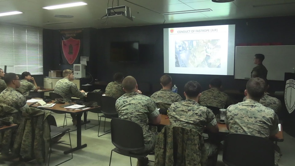 DVIDS - Video - III MEF Marines participates in a Fast Rope Master Course