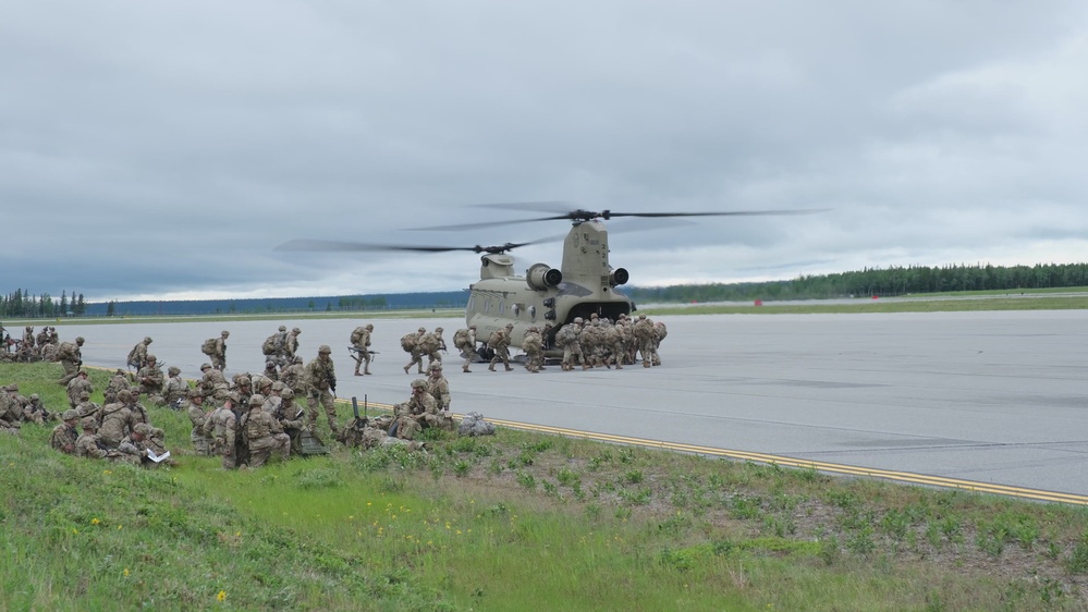 DVIDS - Video - Exercise Red Flag: Angels Air Assault Into Objective