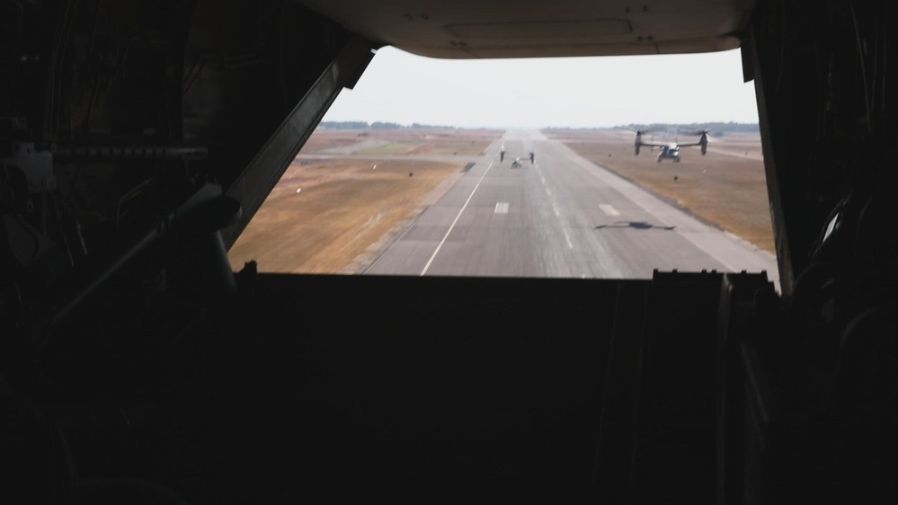 DVIDS - Video - B-Roll: MRF-D 24.3 MV-22B Ospreys fly during Exercise ...
