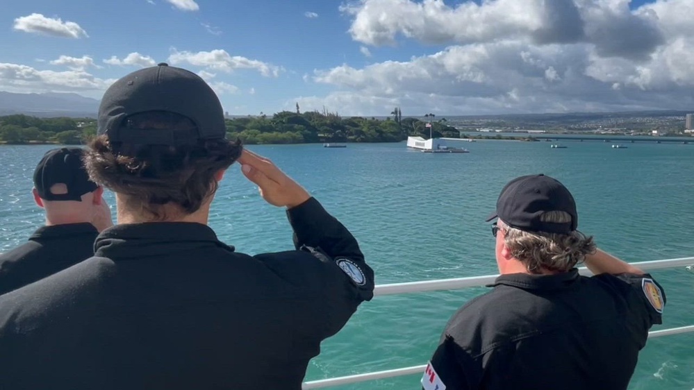 DVIDS - Video - HMCS Max Bernays pays respects to USS Arizona Memorial