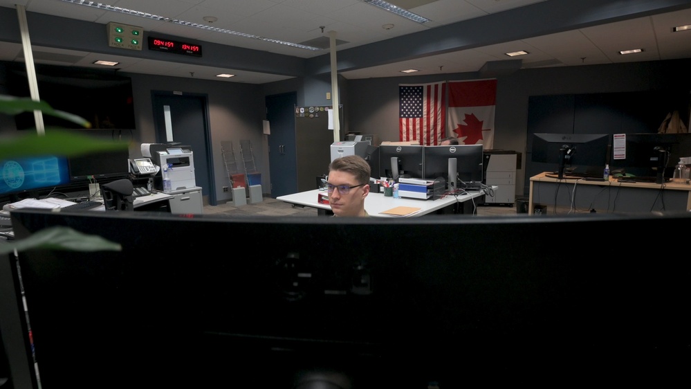 DVIDS - Video - B-Roll Stringer: 6th Space Warning Squadron, 1 of 3