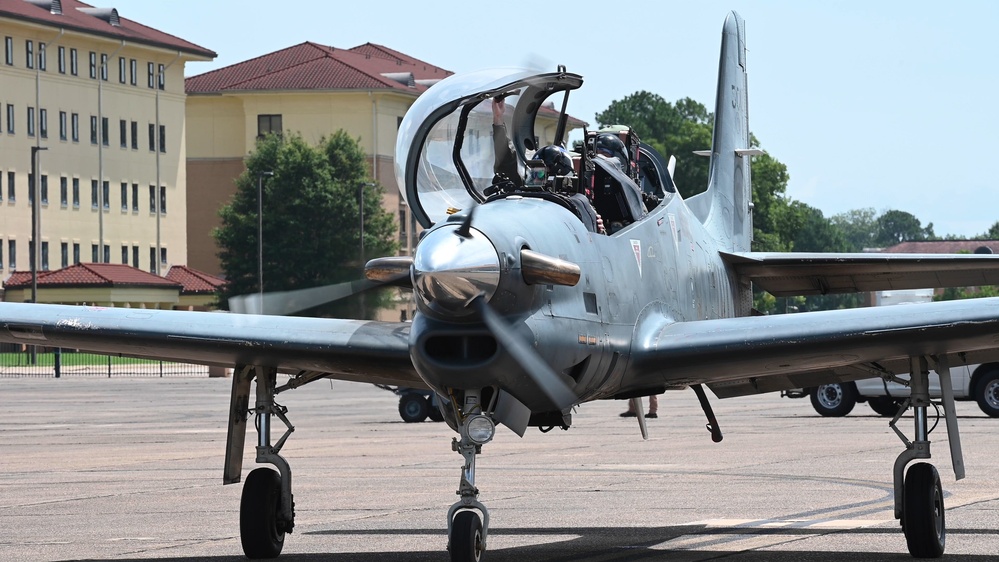 DVIDS - Video - ROTC Cadet A-29 Flight
