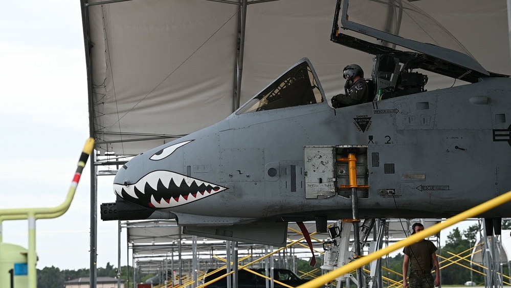 DVIDS - Video - 23rd Wing planes depart ahead of the storm