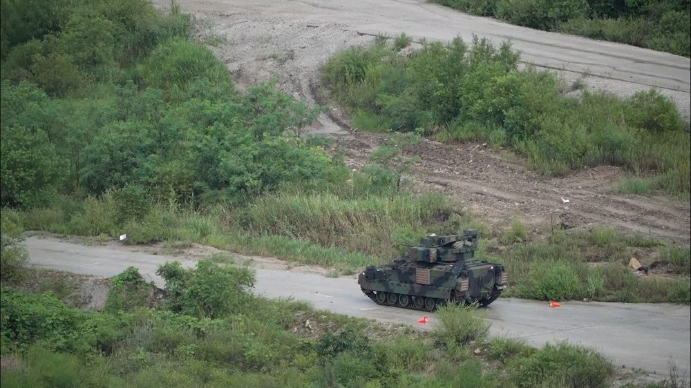 DVIDS - Video - 4-70AR M2A3 Bradleys conduct zero range during Pacific ...