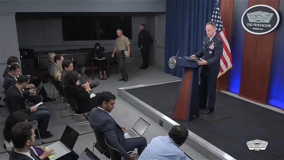 DVIDS - Video - Pentagon Press Secretary Holds Briefing