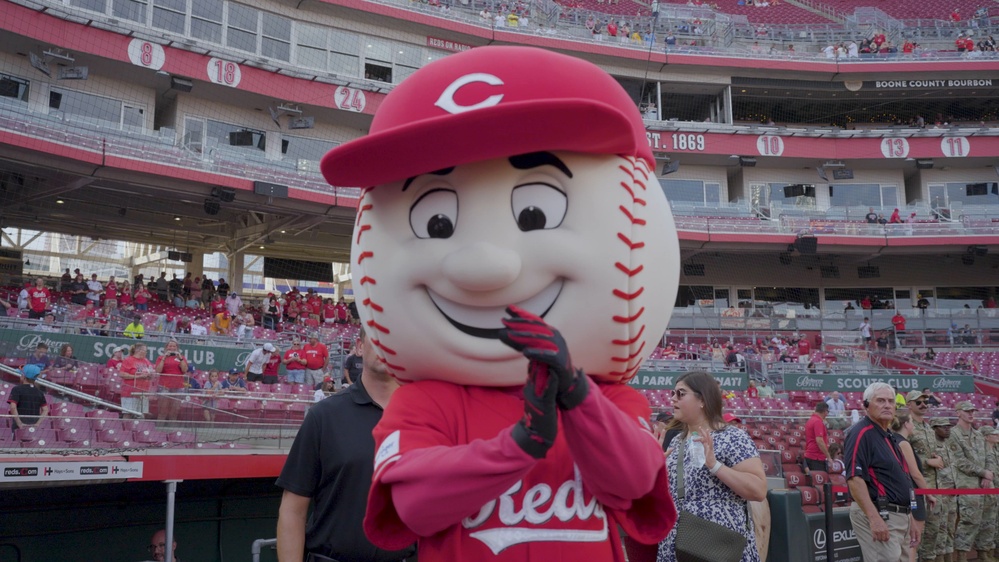 DVIDS - Video - Wright-Patterson AFB Airmen recognized at Cincinnati ...