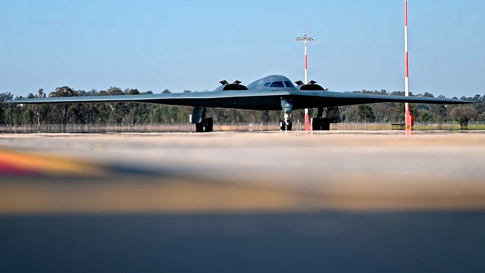 DVIDS - Video - B-Roll maintenance and hot pit operations during BTF