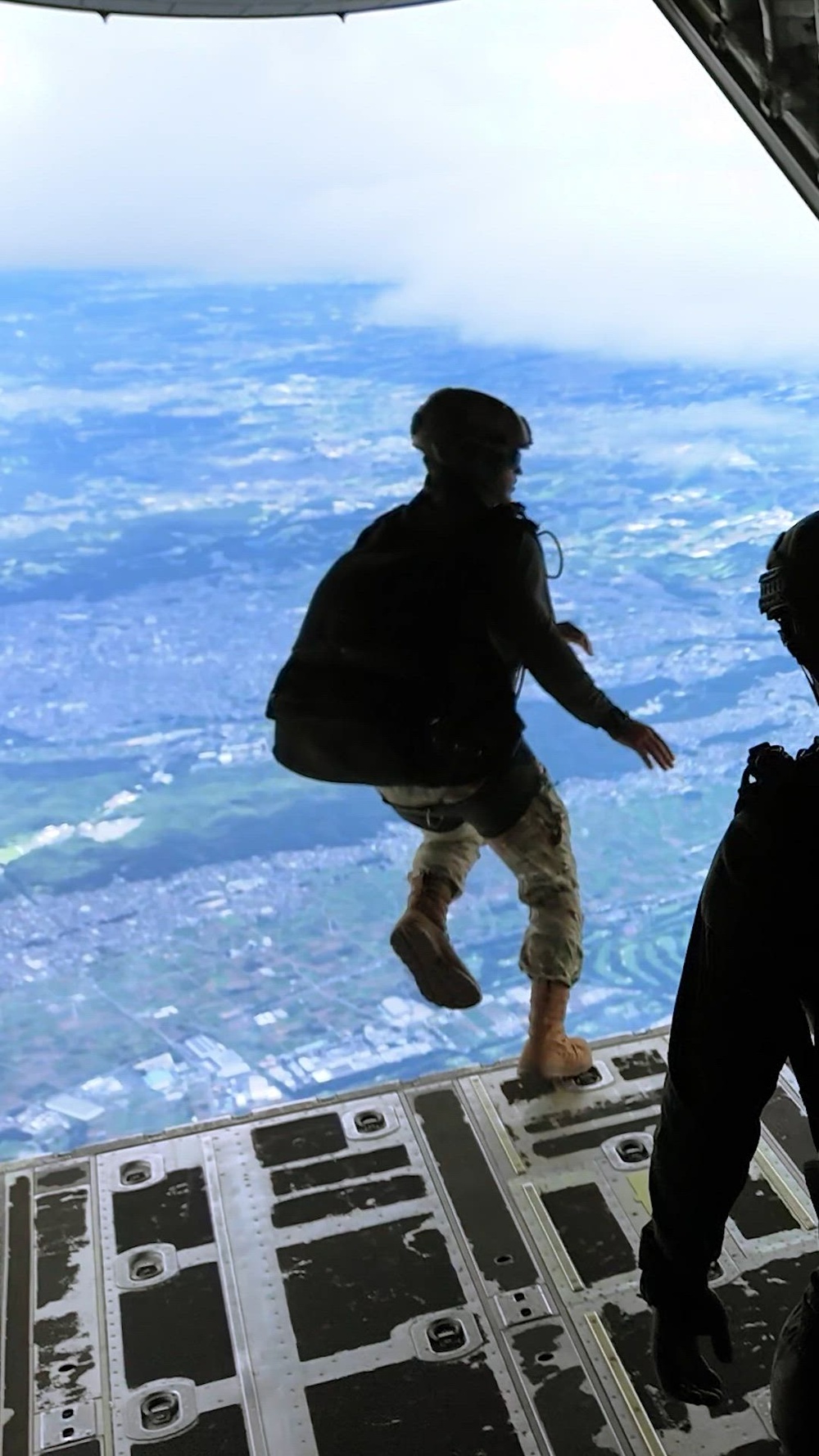 DVIDS - Video - HALO jumps at Yokota