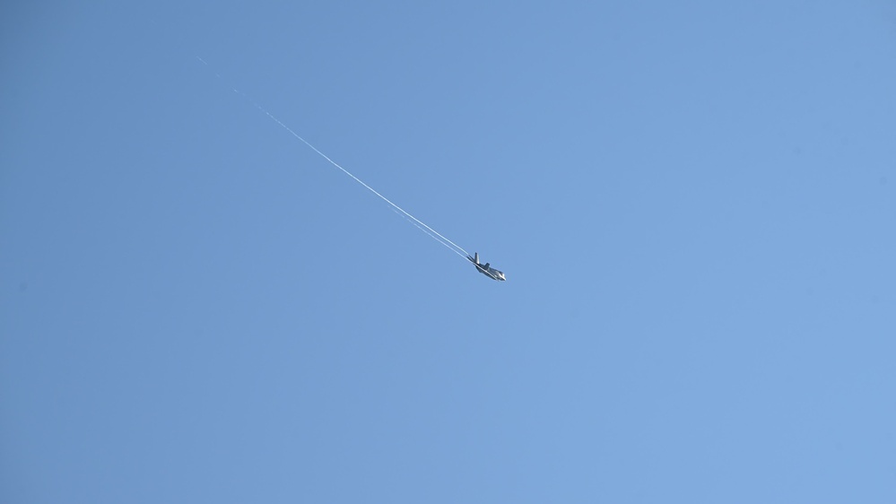 DVIDS - Video - F-35A Lightning IIs fly over Razorback Range