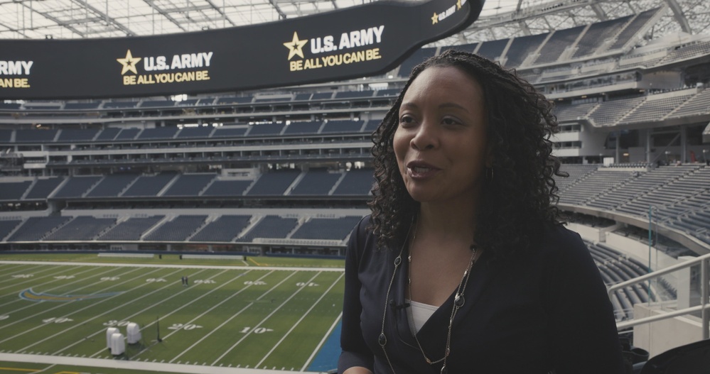 DVIDS - Video - Yvette Bourcicot at L.A. Total Army Career Fair