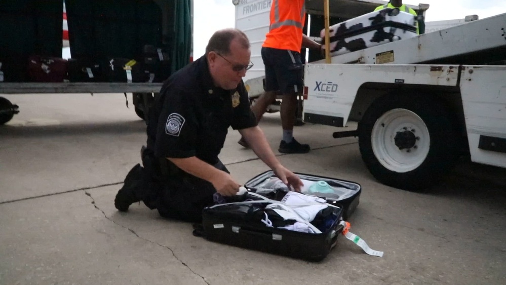DVIDS - Video - B-Roll CBP Planeside Inspection