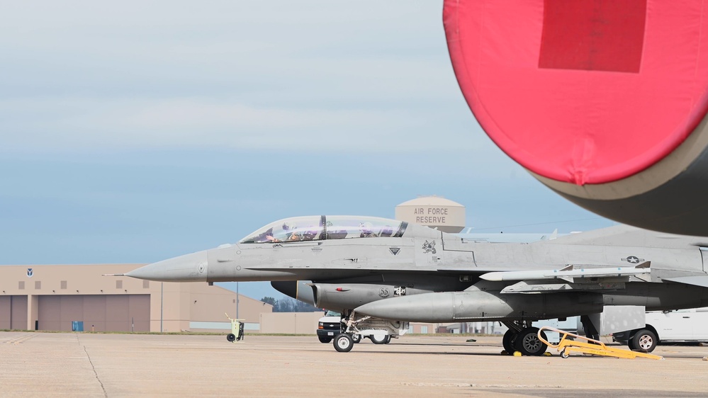 DVIDS - Video - B-Roll All Star Day F-16 Start Up and Pre-checks