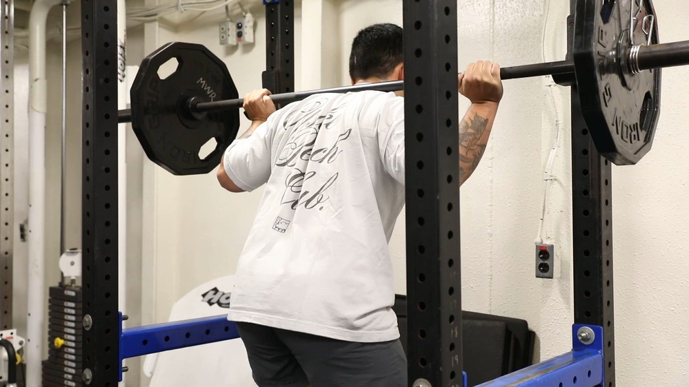 DVIDS - Video - Squat competition aboard USS George H.W. Bush