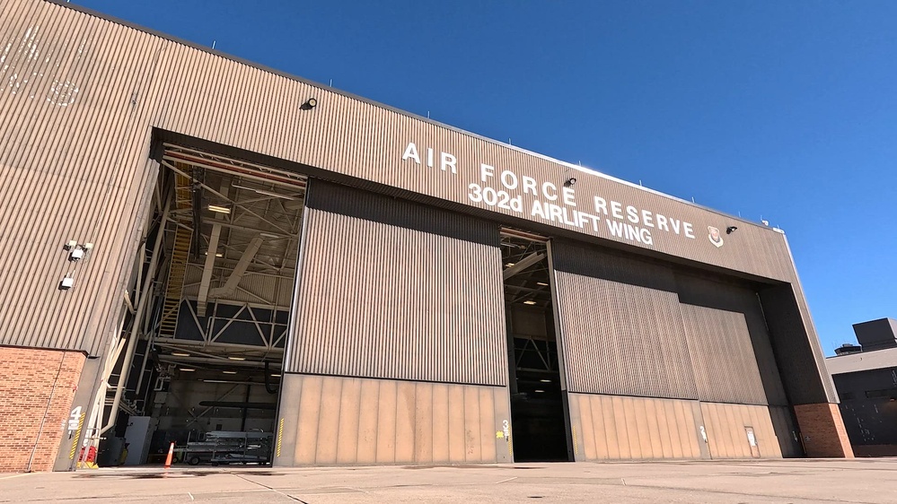 DVIDS - Video - MAFFS Unit Load - 302d Airlift Wing
