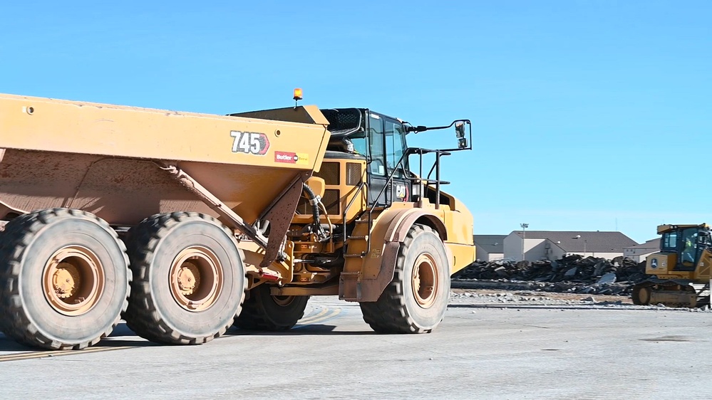 DVIDS - Video - Ellsworth AFB Runway Construction