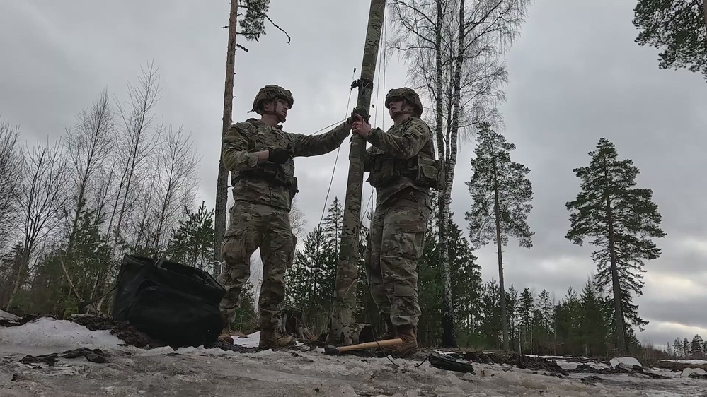 DVIDS - Video - Forward Observers Validate Skills in Estonia