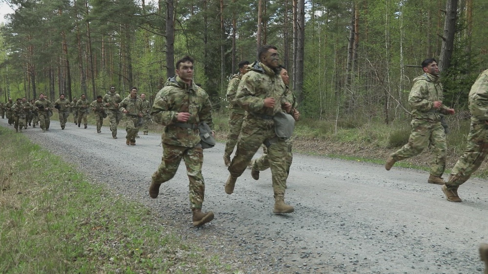 DVIDS - Video - Wolf Blitz 25: 2CR Soldiers conduct CBRN gas chamber ...