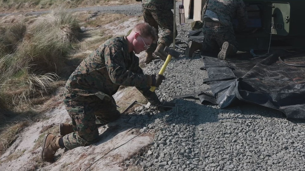 DVIDS - Video - U.S. Marines with MACS-2 set up an AN/TPS-80 Ground/Air ...