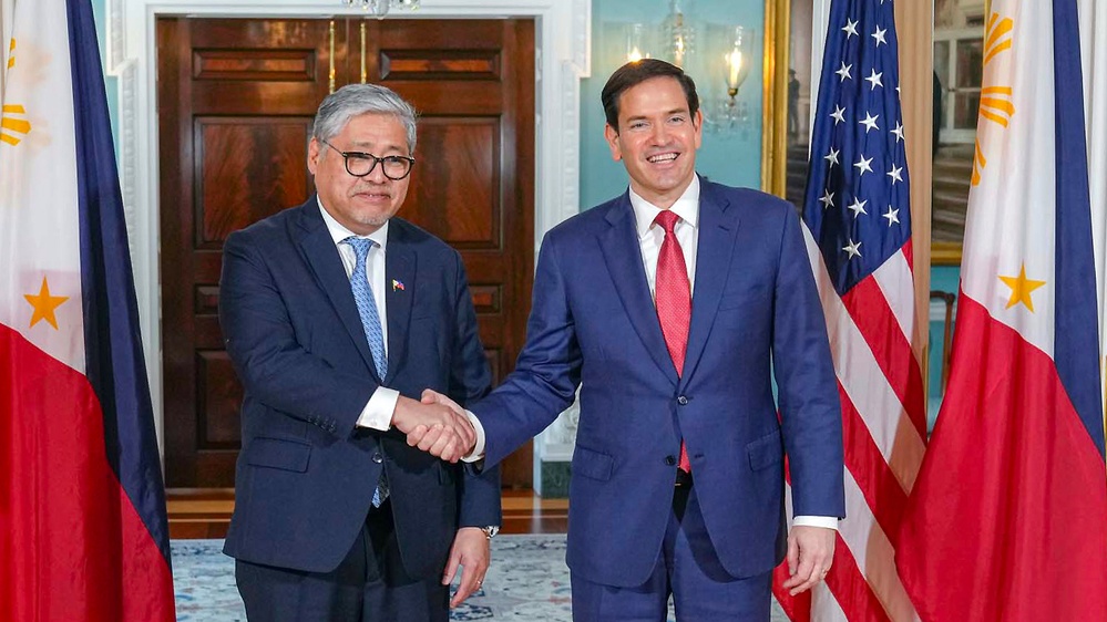 DVIDS - Video - Secretary Rubio meets with Philippine Foreign Secretary ...