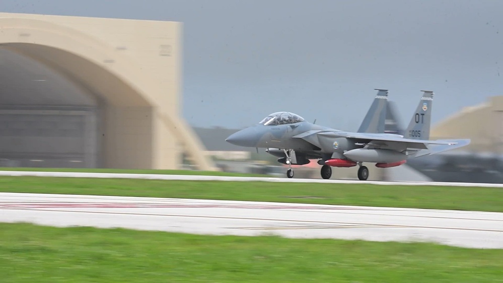 DVIDS - Video - 85 TES fighters arrive at Andersen AFB during REFORPAC