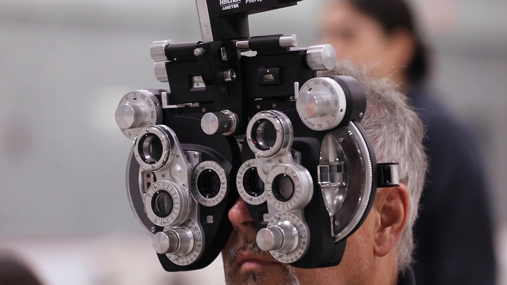 DVIDS - Video - Army Reserve Soldiers provide optometry services during ...