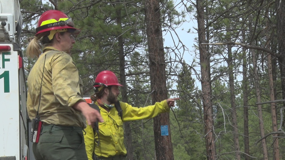 DVIDS - Video - Wildland Firefighters Discussing Fire