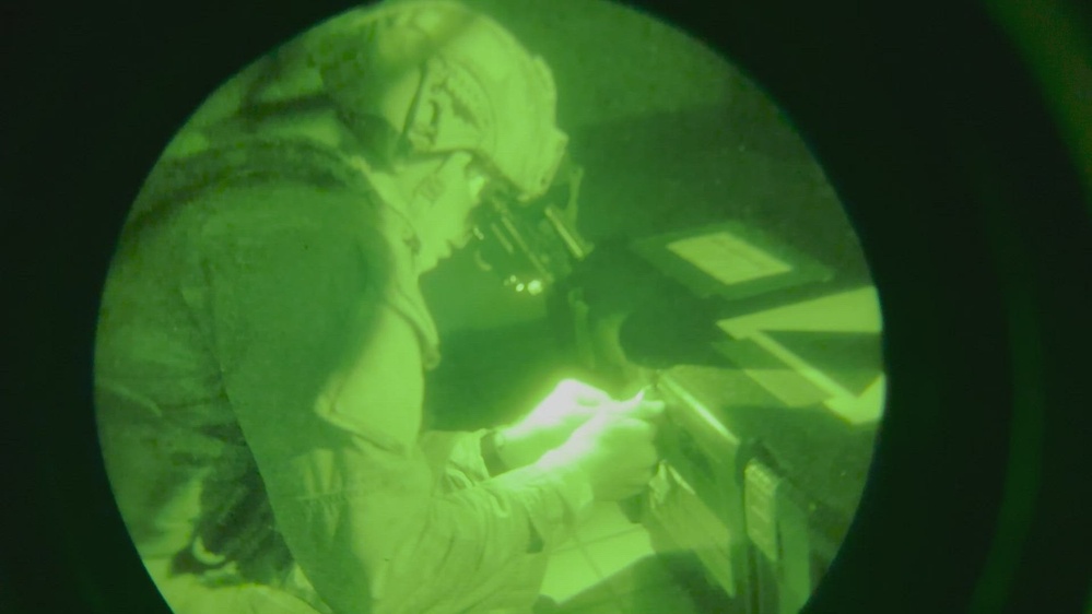 DVIDS - Video - Weapons under NVGs
