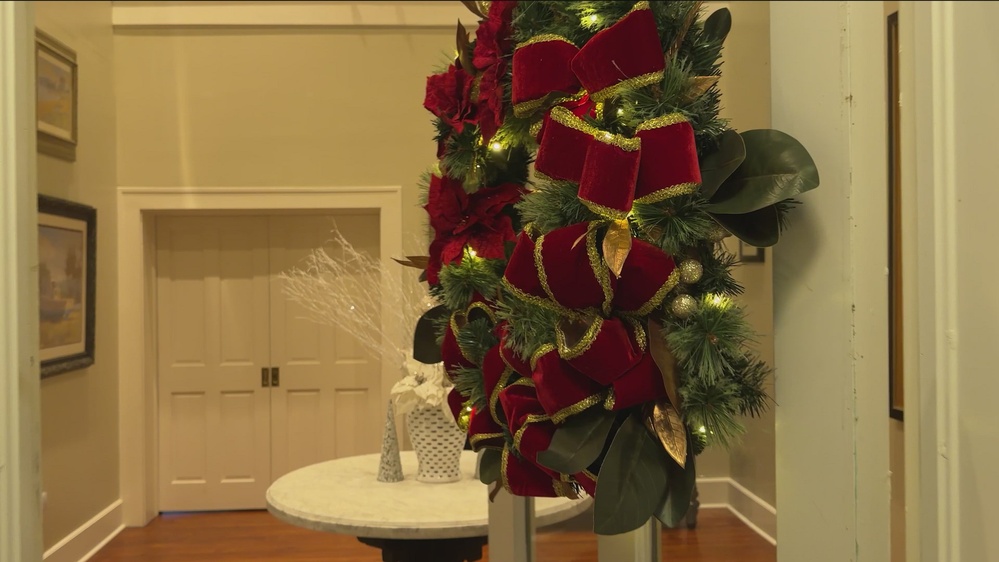 DVIDS - Video - 2025 Quarters One Holiday Tour and Command Holiday Message