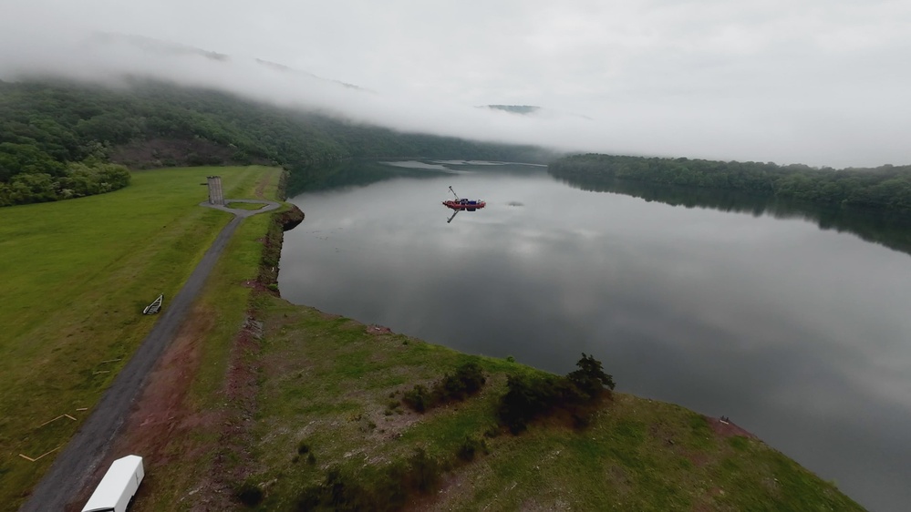 DVIDS - Video - USACE Divers Prepare for Trash Rack Replacement at ...