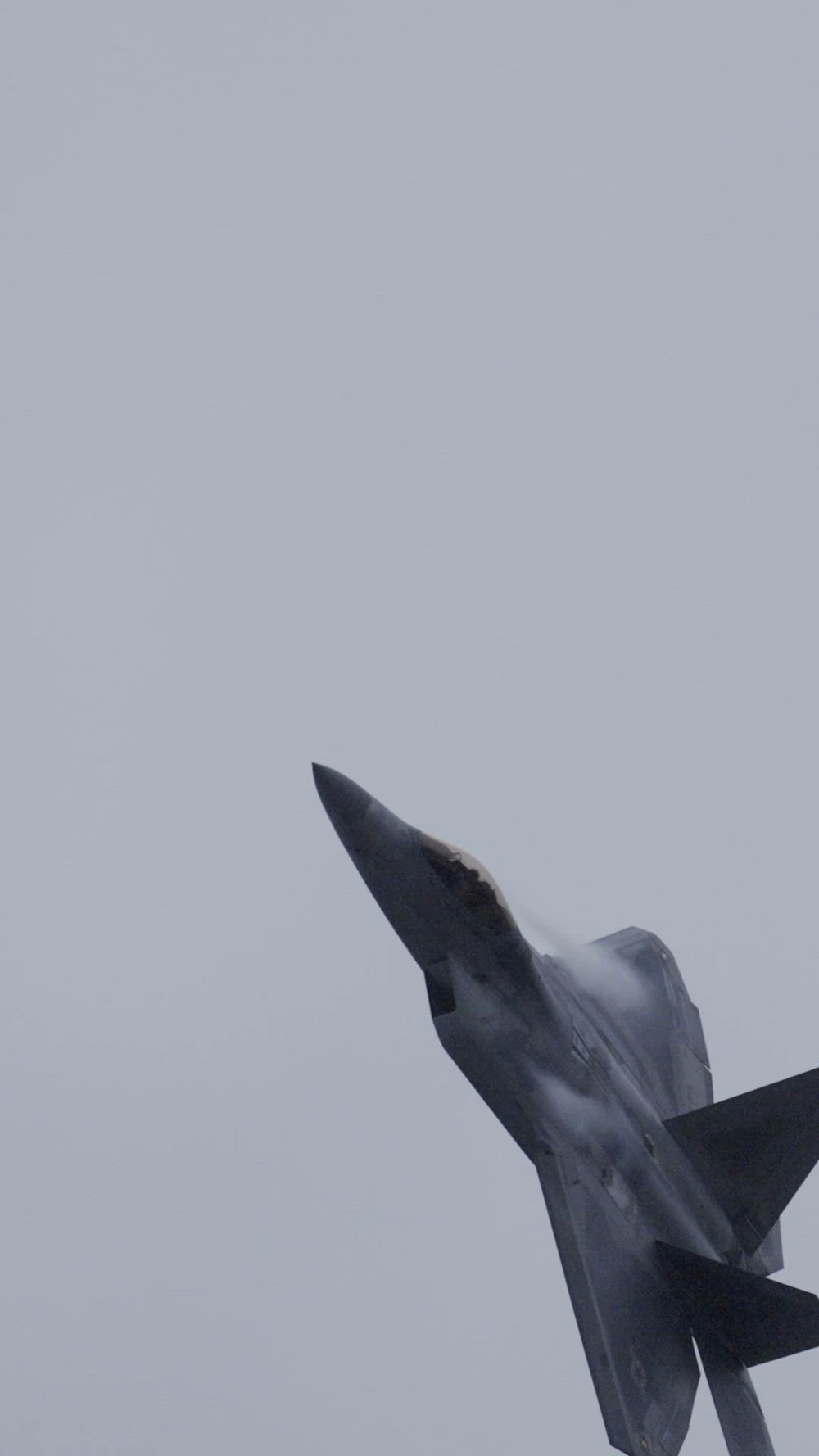 DVIDS - Video - Air Force F-22 Raptor Aerial Demonstration Team ...