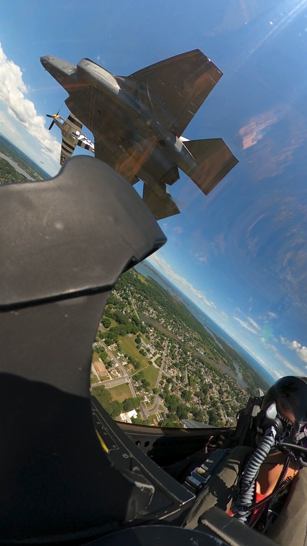 DVIDS - Video - F-22 Raptor Aerial Demonstration Team Cockpit B-Roll