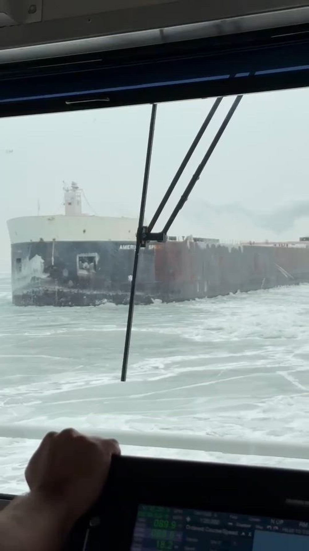 DVIDS - Video - Coast Guard Cutter Neah Bay (WTGB 105) assists icebound ...