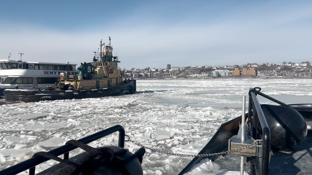 DVIDS - Video - The Coast Guard Cutter Hawser successfully broke ice ...