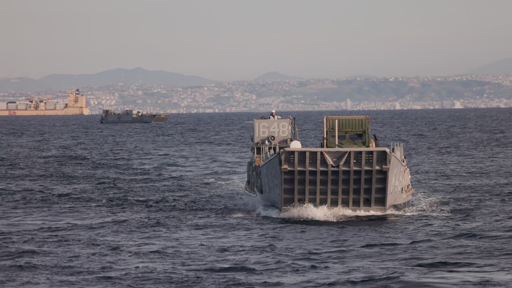 DVIDS - Video - B-Roll: 11th MEU Marines, Sailors Conduct Well-Deck ...