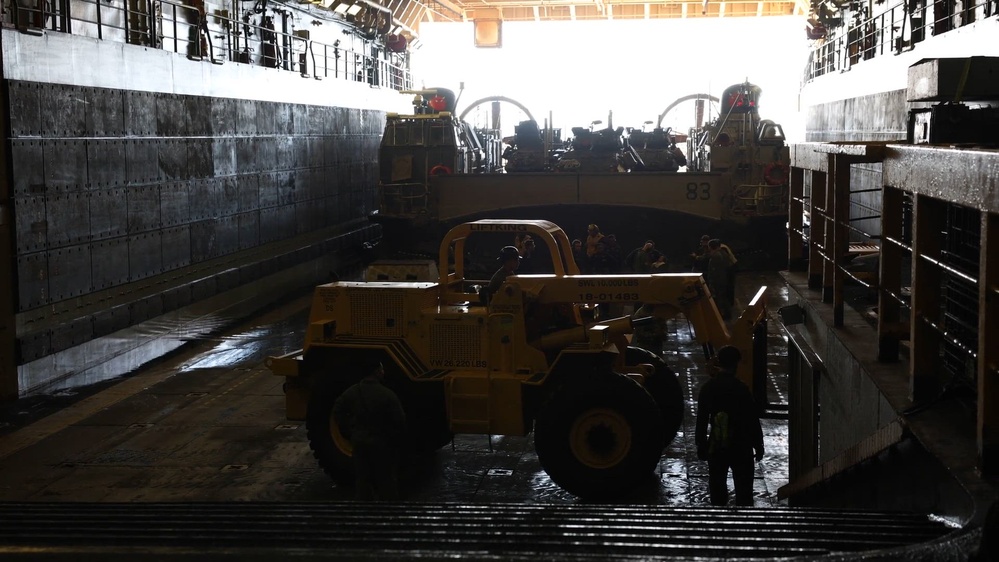 DVIDS - Video - USS San Antonio (LPD 17) conducts well deck operations.