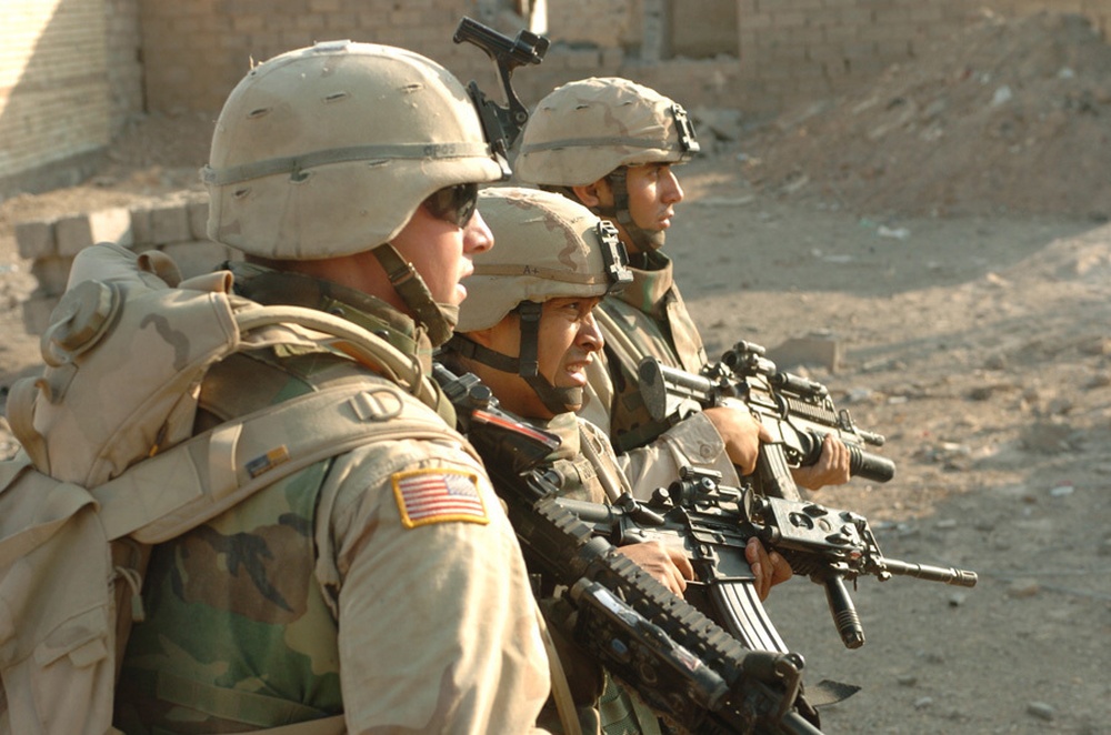 DVIDS - Images - Soldiers clear houses in Fallujah [Image 5 of 17]