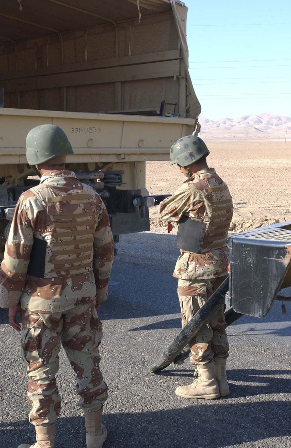 DVIDS - News - Soldiers meet with Iraqi military leaders