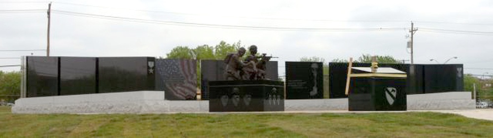 DVIDS - News - Honoring Soldiers' Sacrifice & Service: 1st Cav. Div. to ...
