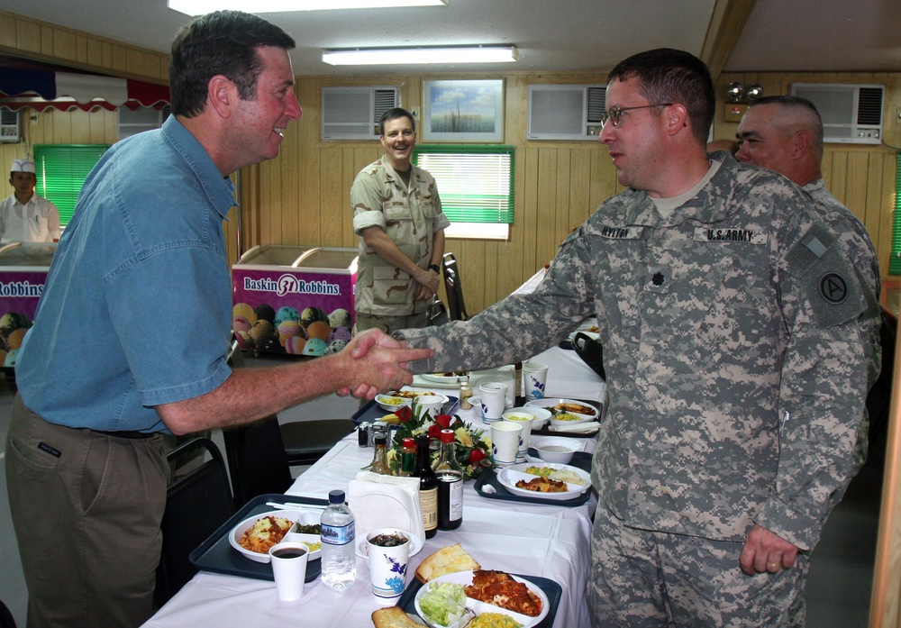 DVIDS - News - Senator Allen visits troops in Kuwait