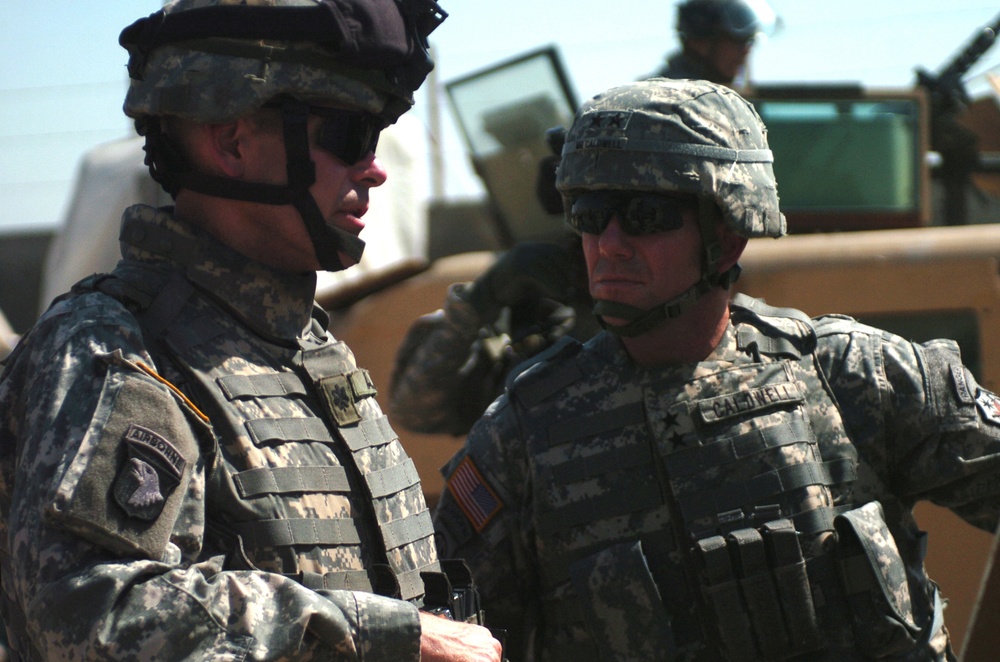DVIDS - News - Maj. Gen. Caldwell visits Soldiers of 4th BCT, 101st Abn ...
