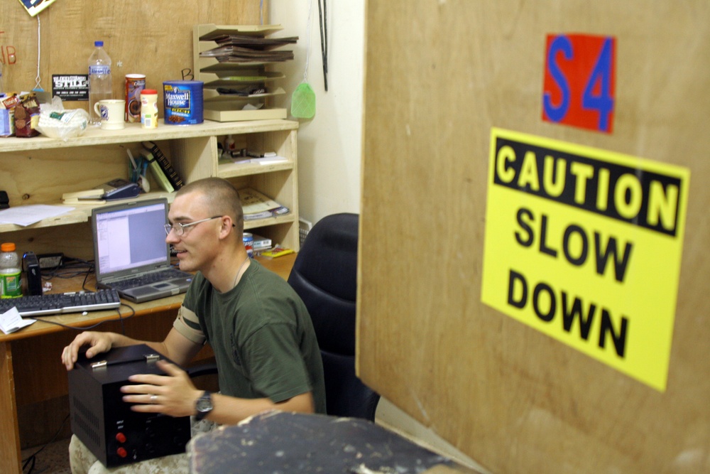 DVIDS - News - S-shops keep Hawks operations moving along