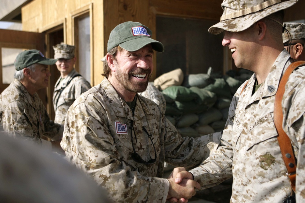 DVIDS - News - Marine leader visits many, recognizes a few