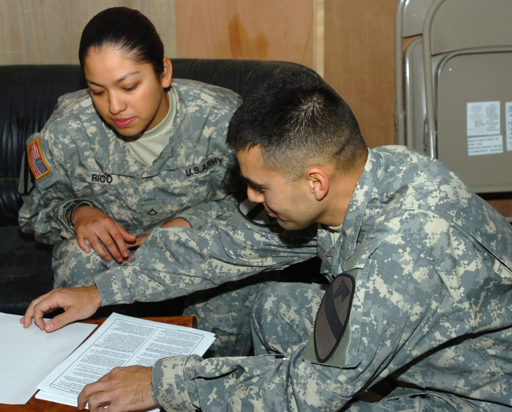 DVIDS - News - Retention NCOs, Career Counselors Dish Out the Truth ...