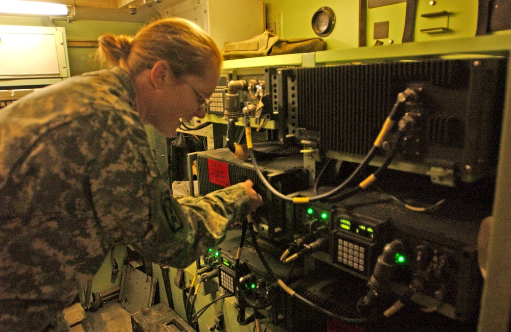 DVIDS - News - Unsung Signal Soldiers keep Commando Brigade connected