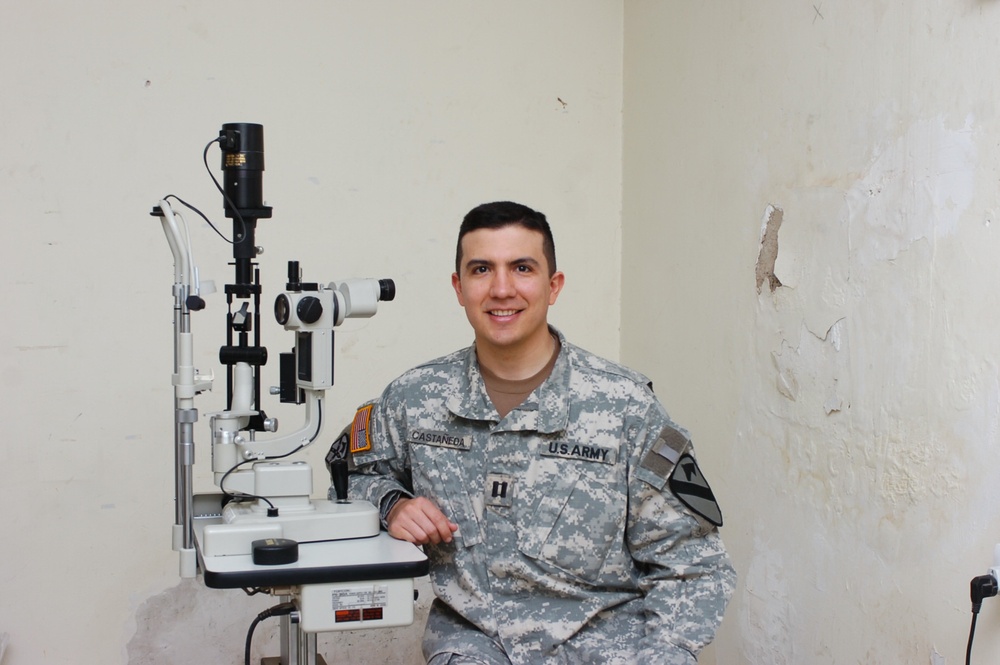 DVIDS - News - Helping Soldiers See The Light