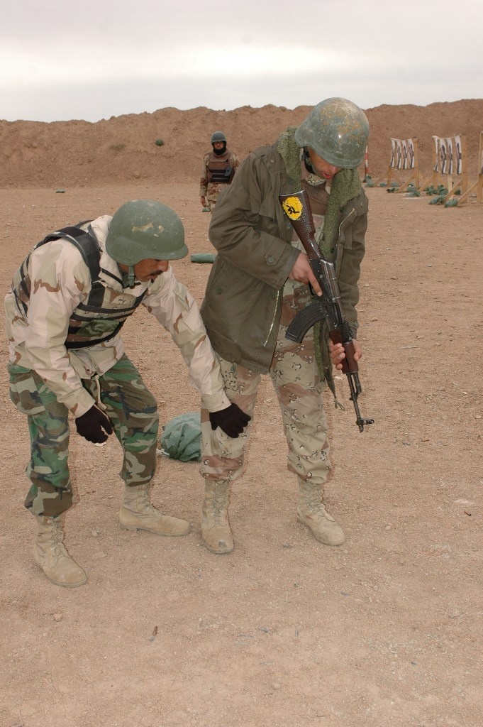 DVIDS - News - Iraqi Army enhances shooting skills, battle drills with ...