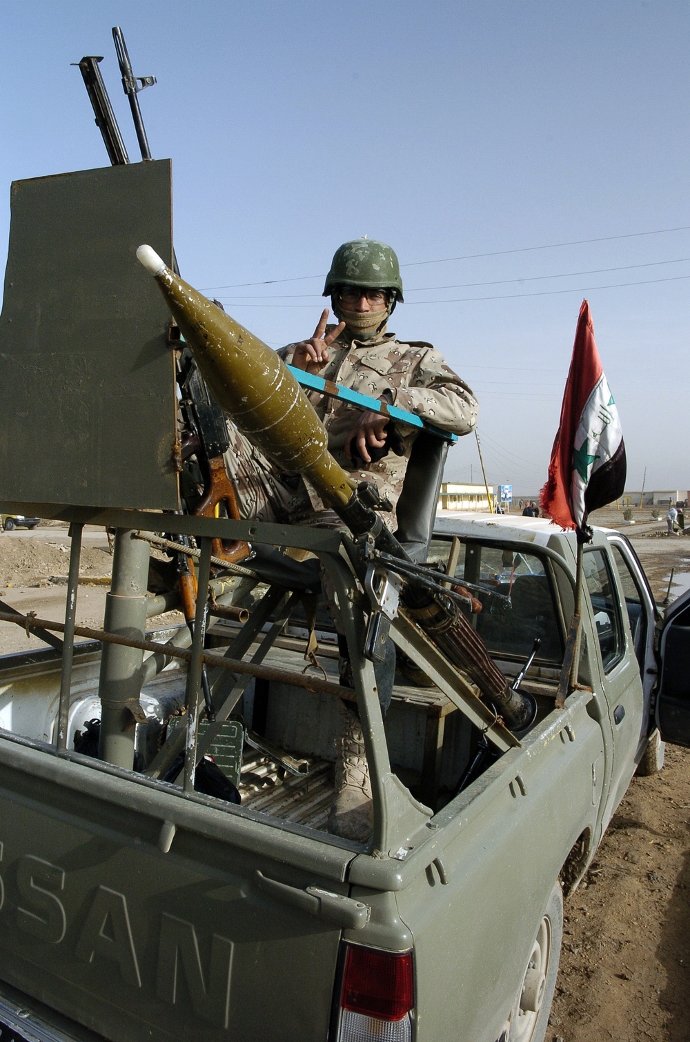 DVIDS - Images - Iraqis make local improvements [Image 1 of 9]